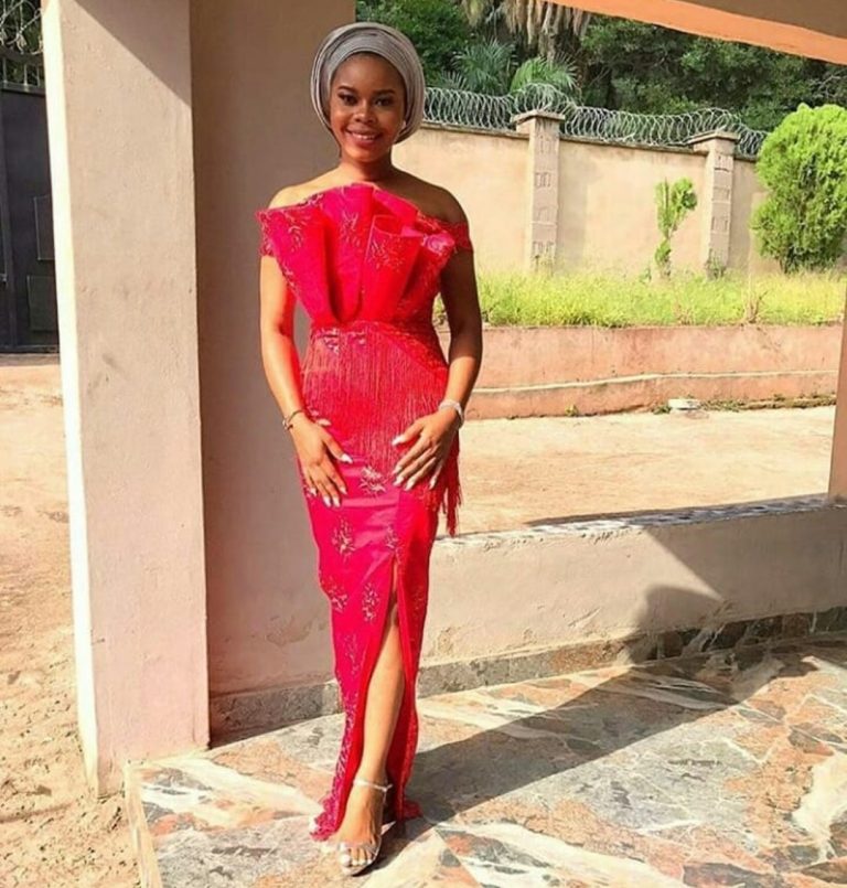 100 Most Attractive Lace Styles For Women and Ladies 2018