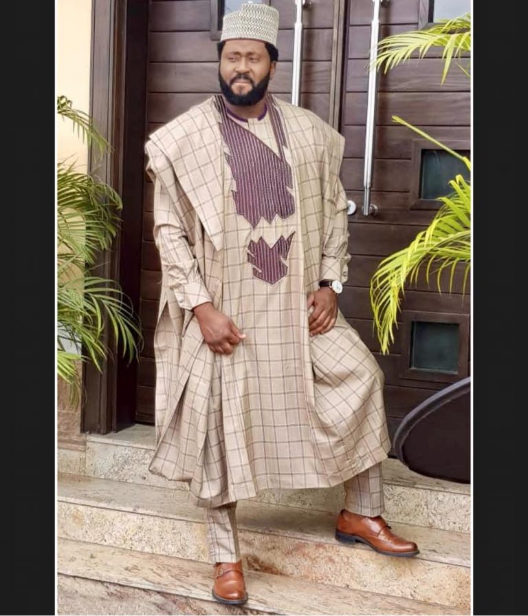 80 Current Agbada Styles For Gentlemen And Ladies-Color Combinations