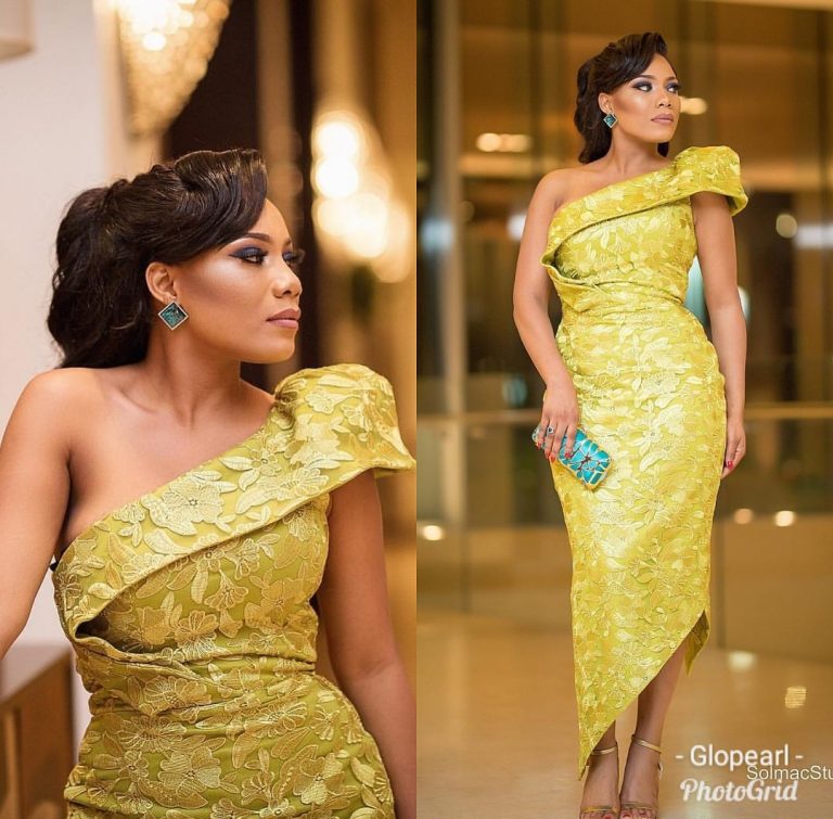 Dinner Gowns Styles-80 Dinner Gowns Designs For Fashionistas