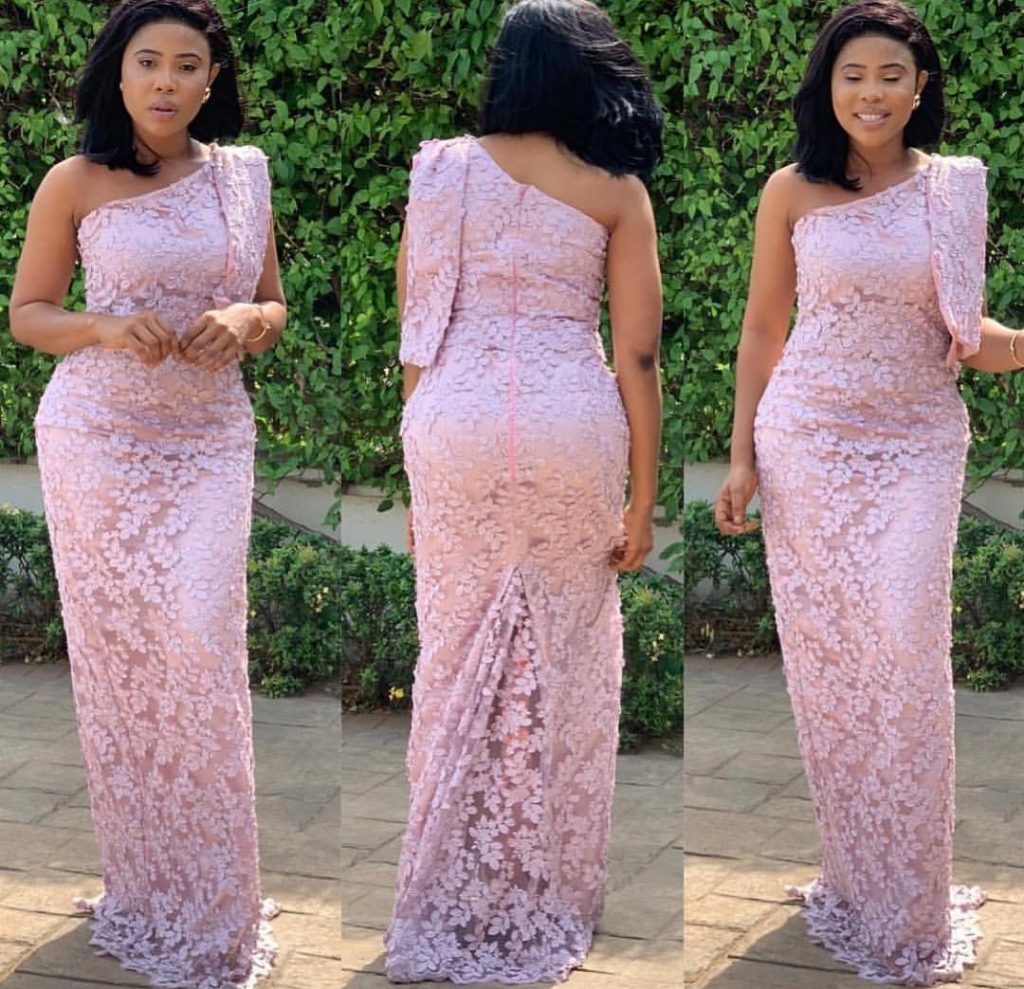 Different Aso ebi Designs For Sophisticated Ladies-Stay In Trend