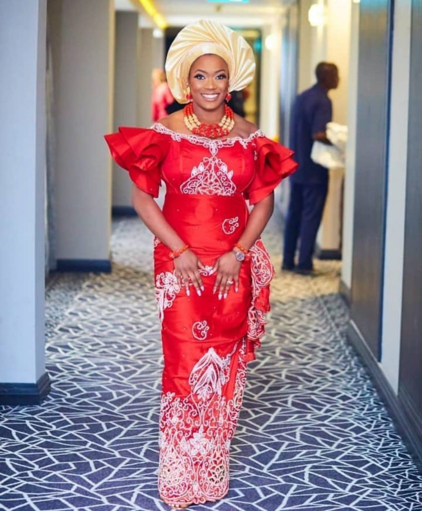 Lace Styles For Traditional Marriage-50 Beautiful Gowns & Blouse For TM